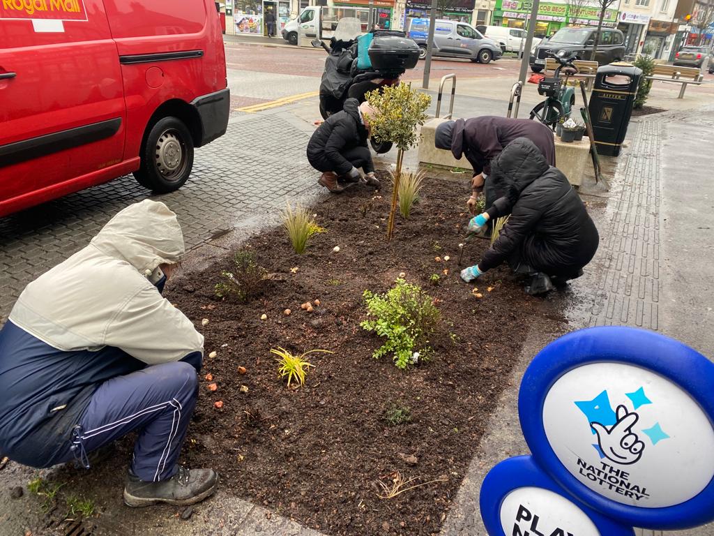 Hackbridge Rain Gardens planted at last! – Hackbridge & Beddington ...